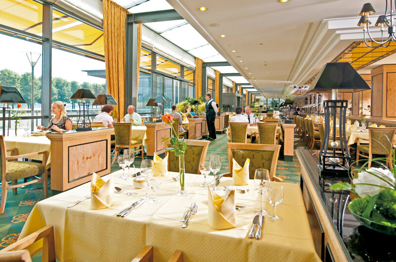 Maritim Hotel Dresden - Jetzt Hotel in Dresden günstig buchen!
